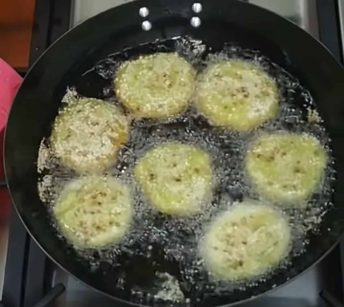 Find the Authentic Traditional Egyptian Falafel Recipe & Tips