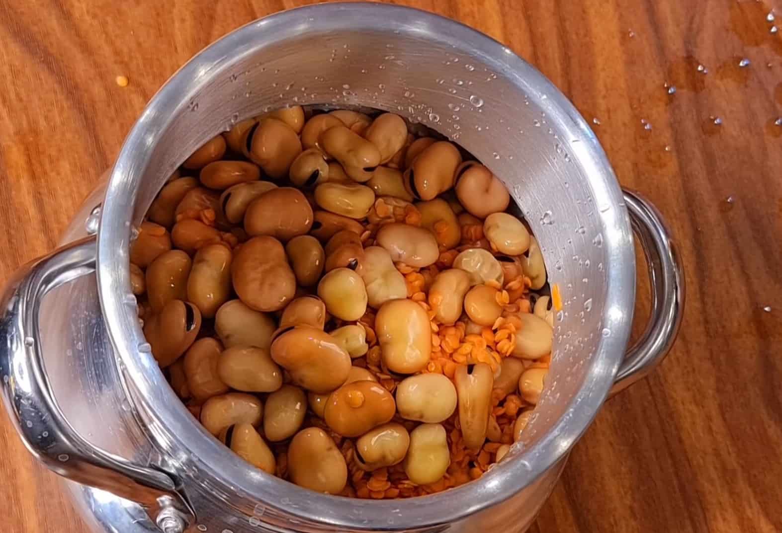Top 5 Egyptian Foul Mudammas (Fava Beans) - Arabic Food Tips