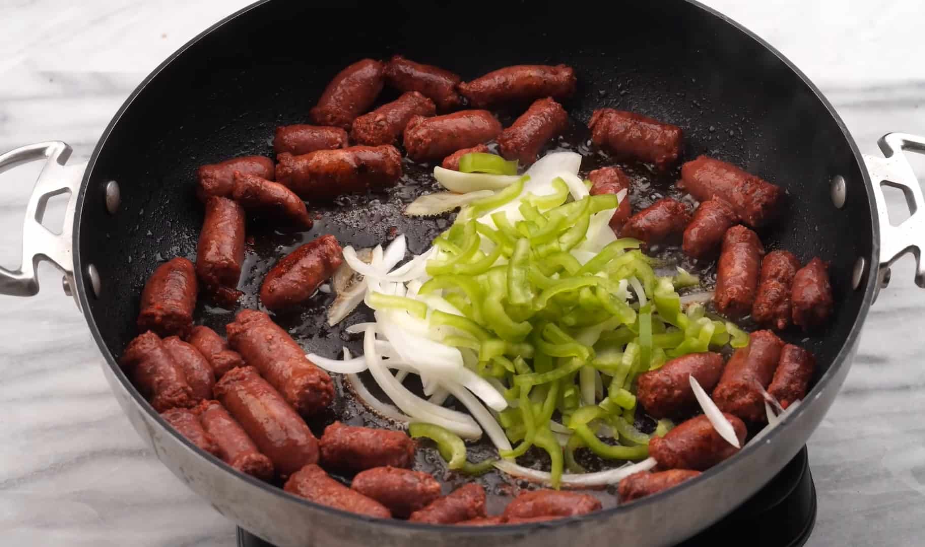 Egyptian Sausage Sandwich Recipe: Authentic Spicy Delight