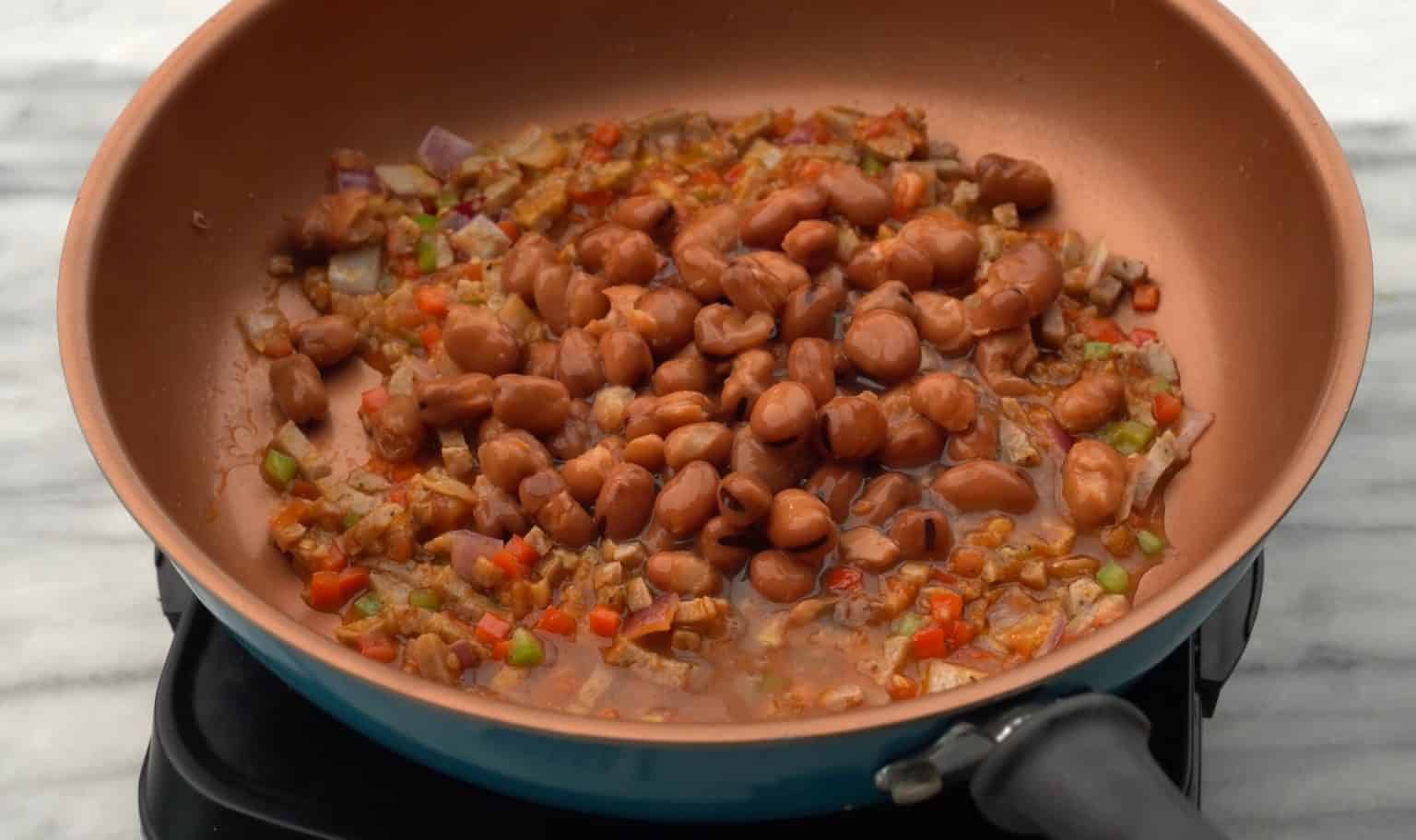 Top 5 Egyptian Foul Mudammas (Fava Beans) - Arabic Food Tips
