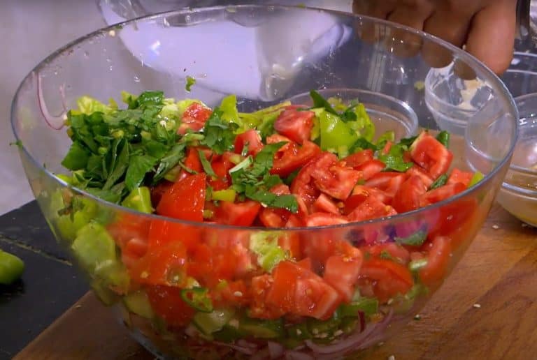 Egyptian Green Salad Salata Baladi Recipe: Fresh and Flavorful