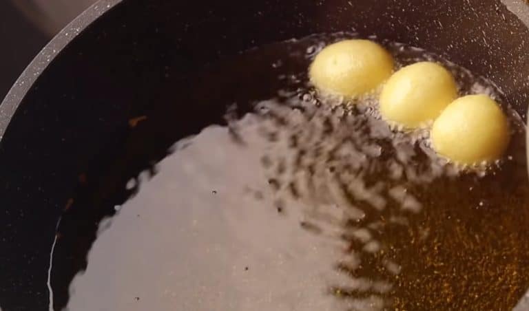 Egyptian Zalabia Balls Recipe: Luqmat al-Qadi