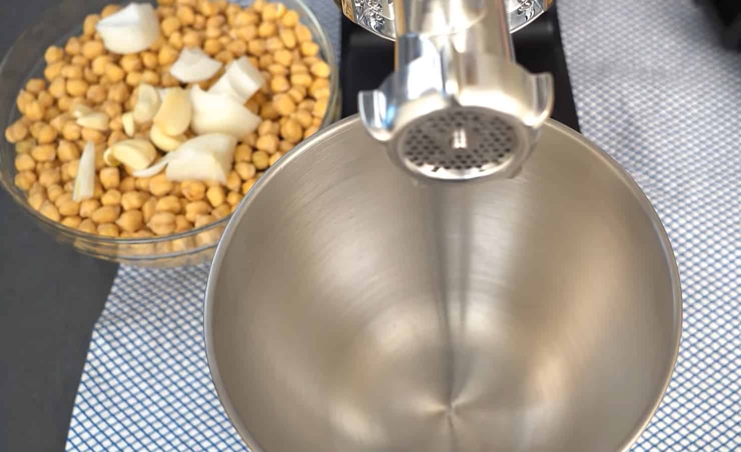 Authentic Arabic Falafel Recipe | Arabic Food Tips