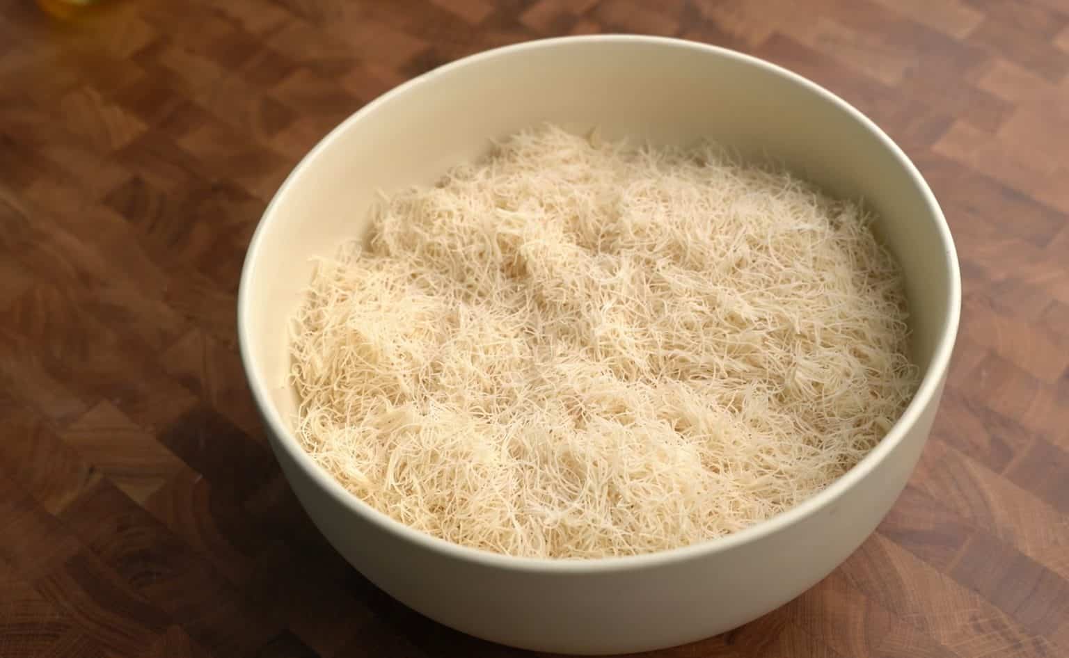 Original Arabic Kunafa Recipe - Arabic Food Tips